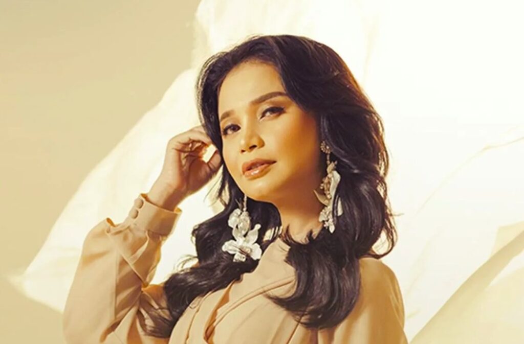 Segera tayang “All Access to Rossa 25 Shining Years", Film dokum
