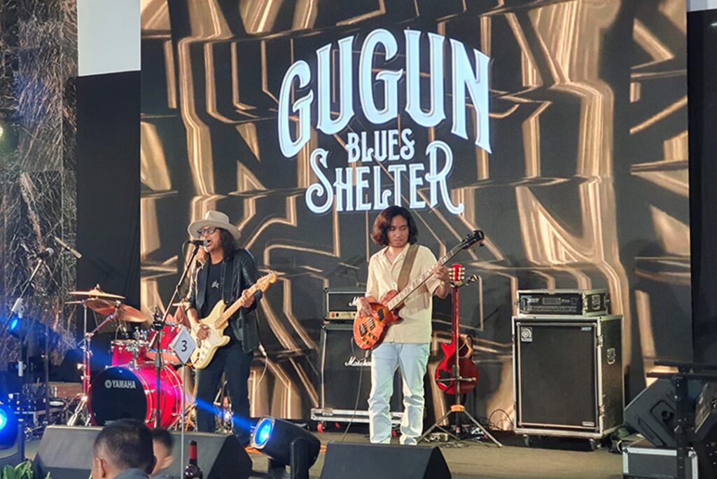 Gugun Blues Shelter tuntaskan tur Dos Hermanos Cigar